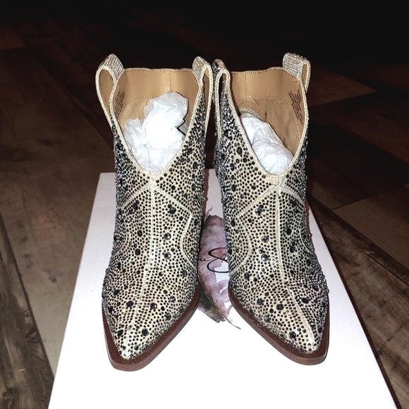 Jessica Simpson | Shoes | Jessica Simpson Zadie Womens Size 5 Booties ...